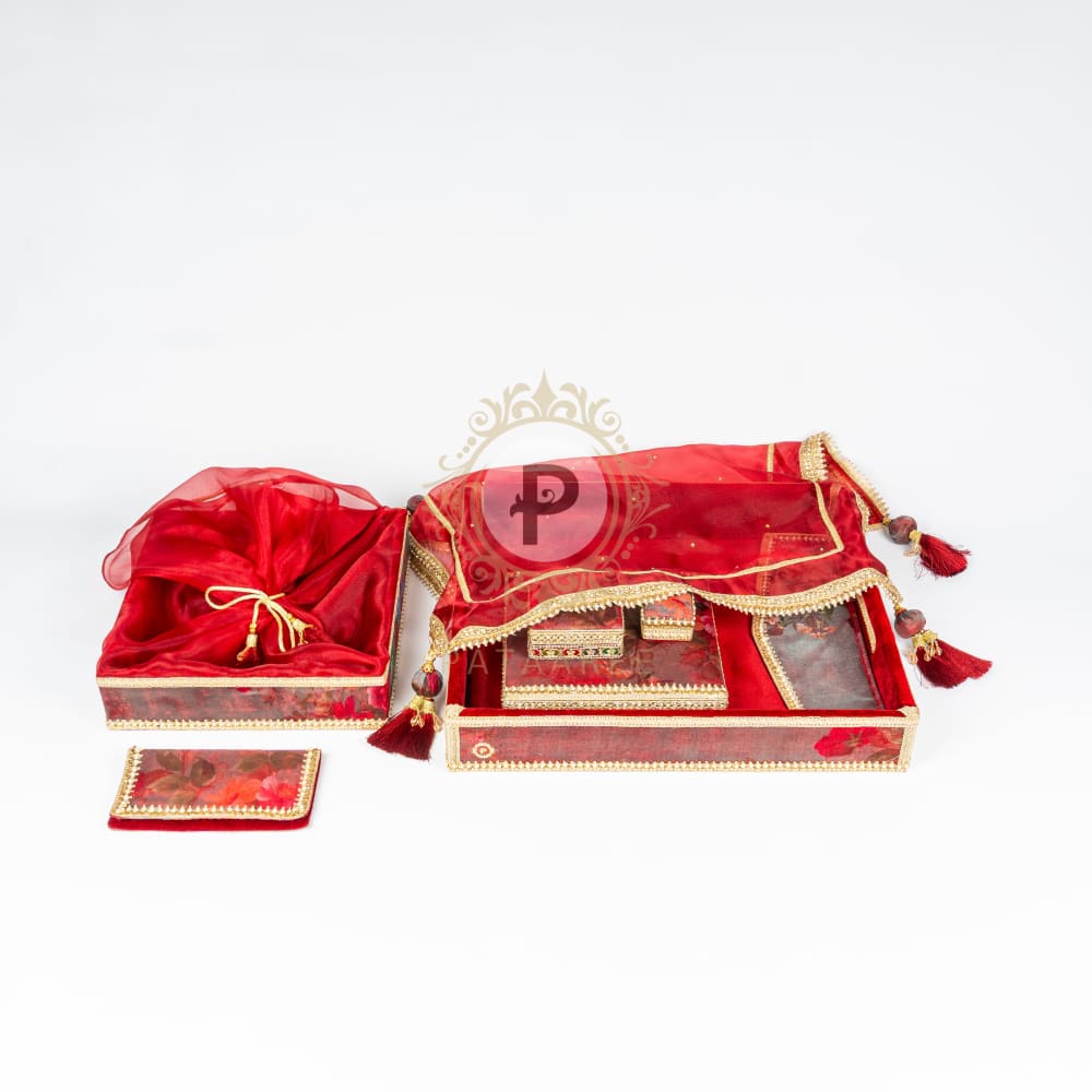 Surkh Gifting Set – Pataaree Studios Pvt Ltd